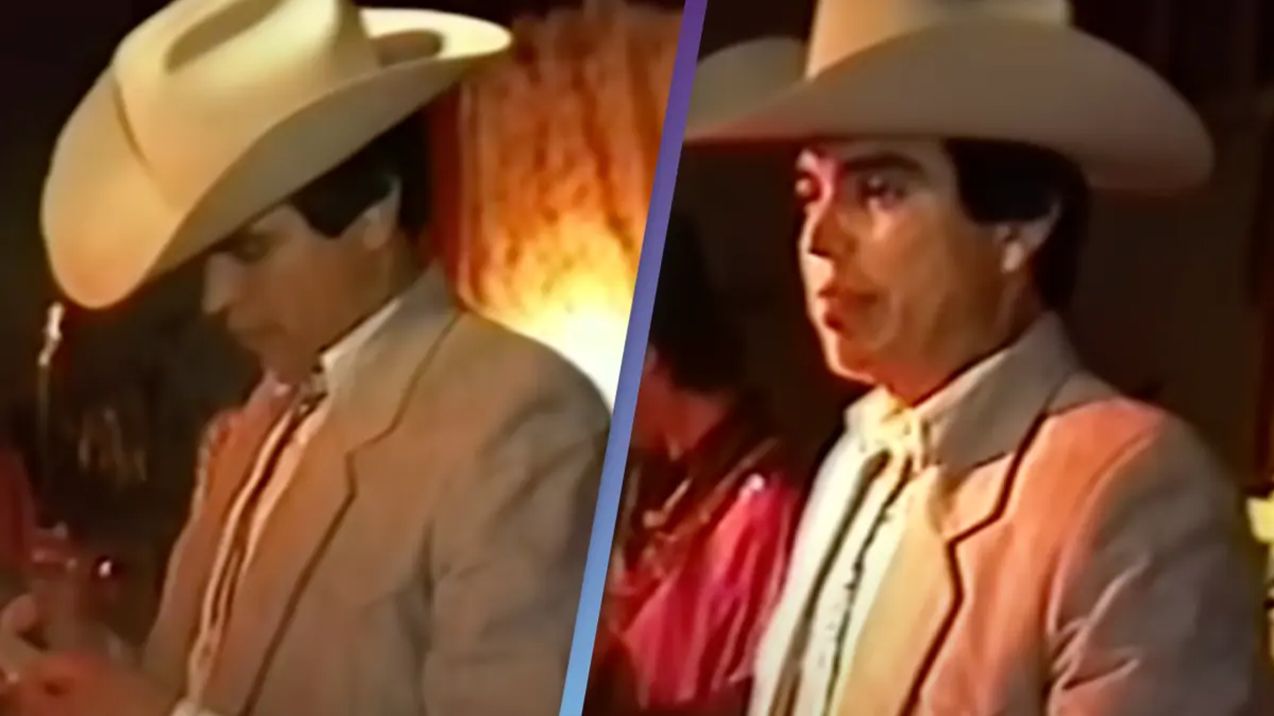 Chilling clip shows moment singer realizes it's his last performance ... Chilling clip shows moment singer realizes it's his last performance ...
